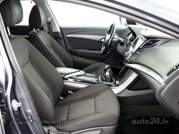 Hyundai i40 2014 Tallina vietnÄ PelÄks Hyundai i40 2014 Tallina, ar dzinÄja tilpumu 1.70 L un nobraukumu 322 tÅ«kst. km par 2999 ā¬, foto 7 vietnÄ AUTOMOTO.COM.LV