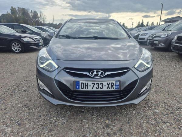 Hyundai i40 2014 Utena vietnē Pelēks Hyundai i40 2014 Utena, ar dzinēja tilpumu 1.69 L un nobraukumu 186 tūkst. km par 4700 €, foto 5 vietnē AUTOMOTO.COM.LV