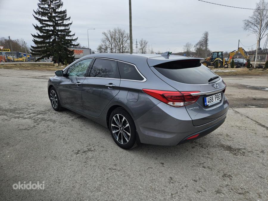 Pelēks Hyundai i40 2015 Kohtla-Jerve, ar dzinēja tilpumu 1.70 L un nobraukumu 197 tūkst. km par 8199 €, foto 5 vietnē AUTOMOTO.COM.LV