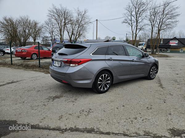 Pelēks Hyundai i40 2015 Kohtla-Jerve, ar dzinēja tilpumu 1.70 L un nobraukumu 197 tūkst. km par 8199 €, foto 5 vietnē AUTOMOTO.COM.LV