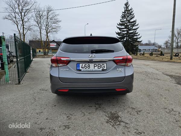 Pelēks Hyundai i40 2015 Kohtla-Jerve, ar dzinēja tilpumu 1.70 L un nobraukumu 197 tūkst. km par 8199 €, foto 6 vietnē AUTOMOTO.COM.LV