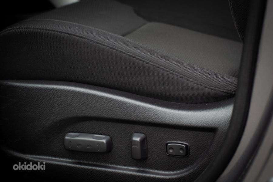 Pelēks Hyundai i40 2015 Kohtla-Jerve, ar dzinēja tilpumu 1.70 L un nobraukumu 197 tūkst. km par 8199 €, foto 13 vietnē AUTOMOTO.COM.LV