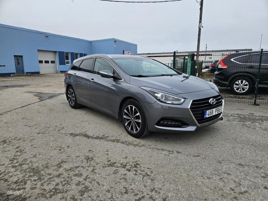 Pelēks Hyundai i40 2015 Kohtla-Jerve, ar dzinēja tilpumu 1.70 L un nobraukumu 197 tūkst. km par 8199 €, foto 16 vietnē AUTOMOTO.COM.LV