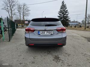 Pelēks Hyundai i40 2015 Kohtla-Jerve, ar dzinēja tilpumu 1.70 L un nobraukumu 197 tūkst. km par 8199 €, foto 20 vietnē AUTOMOTO.COM.LV