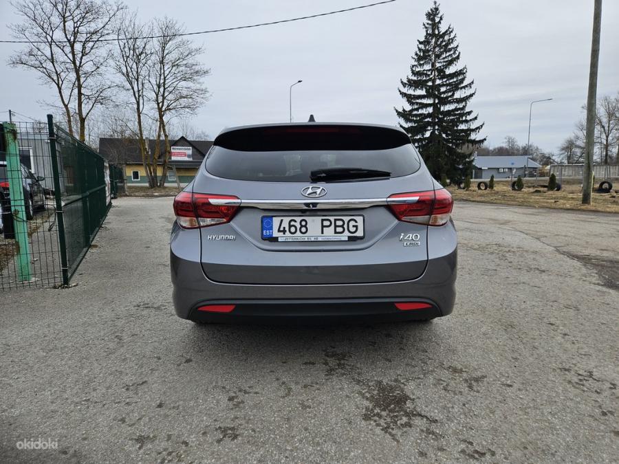 Pelēks Hyundai i40 2015 Kohtla-Jerve, ar dzinēja tilpumu 1.70 L un nobraukumu 197 tūkst. km par 8199 €, foto 20 vietnē AUTOMOTO.COM.LV