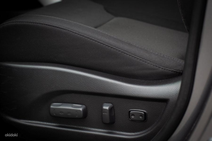 Pelēks Hyundai i40 2015 Kohtla-Jerve, ar dzinēja tilpumu 1.70 L un nobraukumu 197 tūkst. km par 8199 €, foto 26 vietnē AUTOMOTO.COM.LV