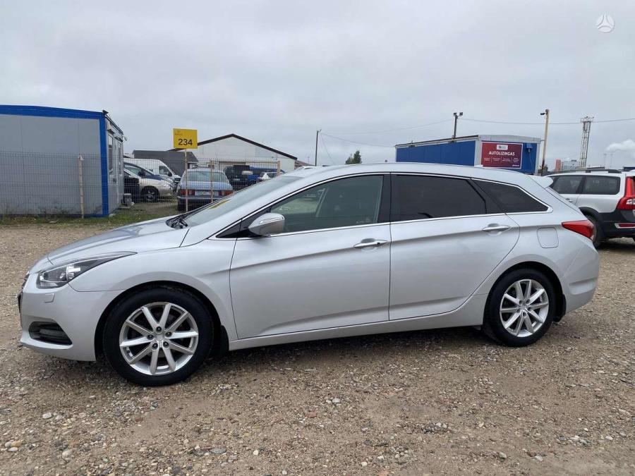 Grey Hyundai i40 2015 in Vilnius, with an engine capacity of 1.69 L and mileage of 498 thousand km for 4600 €, photo 4 on AUTOMOTO.COM.LV
