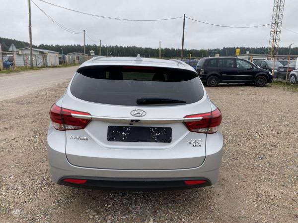 Grey Hyundai i40 2015 in Vilnius, with an engine capacity of 1.69 L and mileage of 498 thousand km for 4600 €, photo 7 on AUTOMOTO.COM.LV