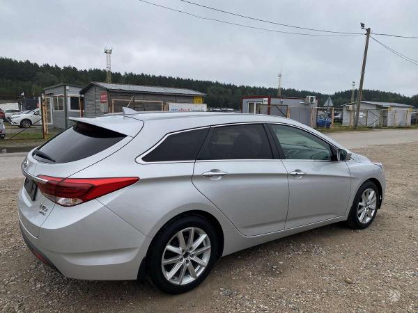 Grey Hyundai i40 2015 in Vilnius, with an engine capacity of 1.69 L and mileage of 498 thousand km for 4600 €, photo 9 on AUTOMOTO.COM.LV