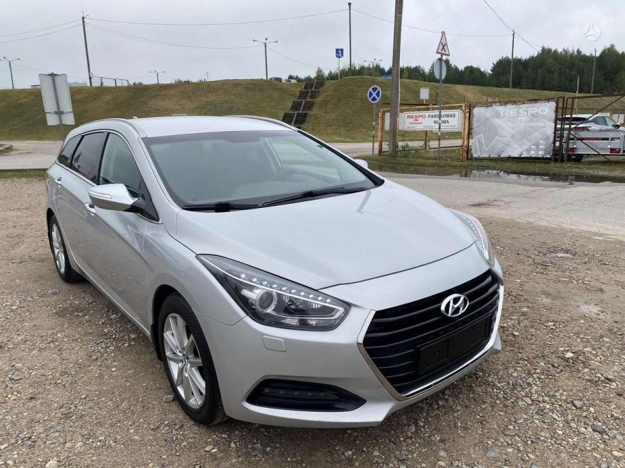 Grey Hyundai i40 2015 in Vilnius, with an engine capacity of 1.69 L and mileage of 498 thousand km for 4600 €, photo 13 on AUTOMOTO.COM.LV
