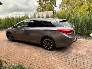Grey Hyundai i40 2015 in Kaunas, with an engine capacity of 1.69 L and mileage of 266 thousand km for 6200 €, photo 3 on AUTOMOTO.COM.LV