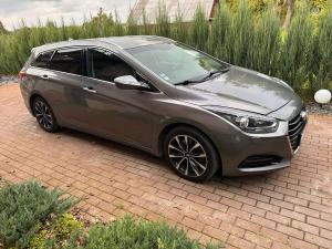 Grey Hyundai i40 2015 in Kaunas, with an engine capacity of 1.69 L and mileage of 266 thousand km for 6200 €, photo 8 on AUTOMOTO.COM.LV
