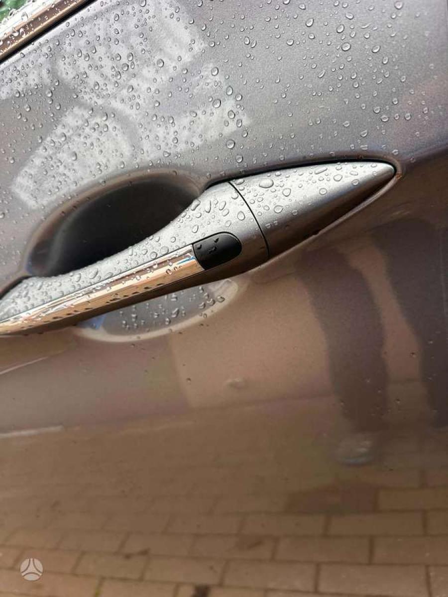 Grey Hyundai i40 2015 in Kaunas, with an engine capacity of 1.69 L and mileage of 266 thousand km for 6200 €, photo 12 on AUTOMOTO.COM.LV