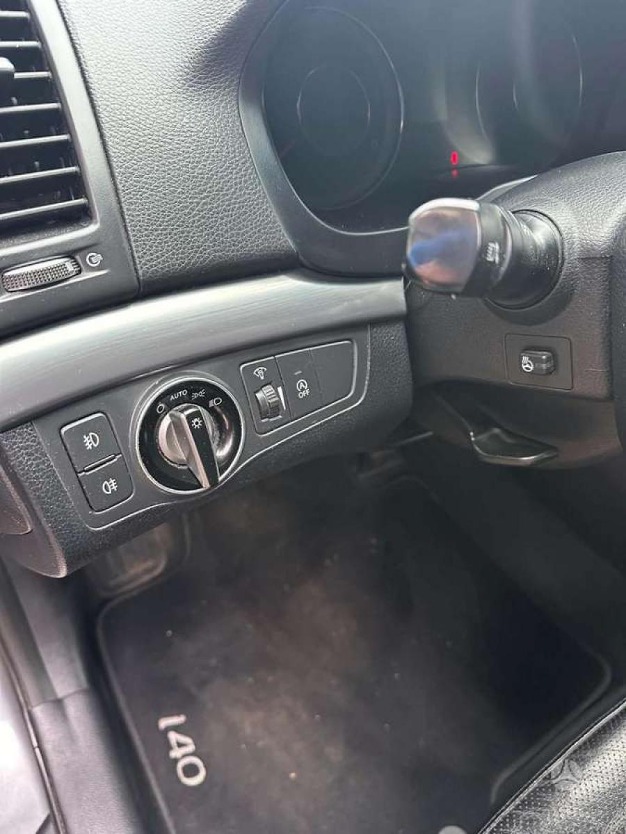 Grey Hyundai i40 2015 in Kaunas, with an engine capacity of 1.69 L and mileage of 266 thousand km for 6200 €, photo 15 on AUTOMOTO.COM.LV
