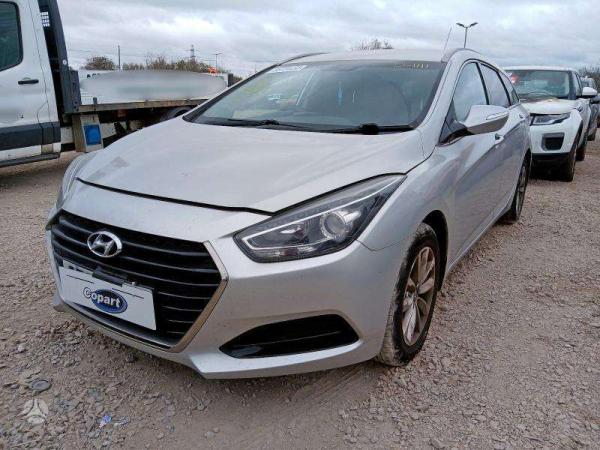 Pelēks Hyundai i40 2016 Šauļi, ar dzinēja tilpumu 1.70 L un nobraukumu 152 tūkst. km par 3267 €, foto 2 vietnē AUTOMOTO.COM.LV