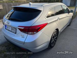 Grey Hyundai i40 2016 in Tallinn, with an engine capacity of 1.70 L and mileage of 97 thousand km for 10500 €, photo 3 on AUTOMOTO.COM.LV