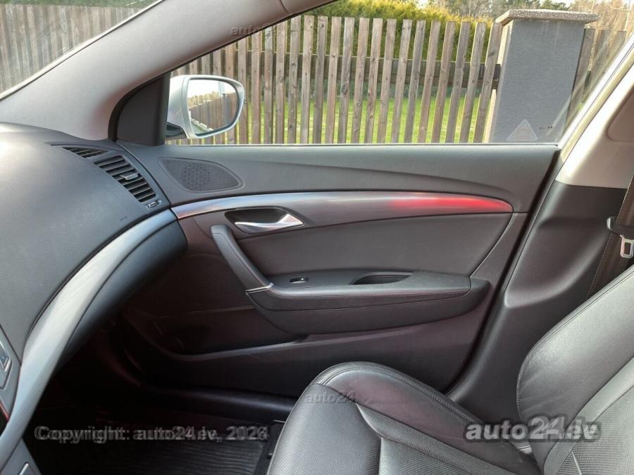 Grey Hyundai i40 2016 in Tallinn, with an engine capacity of 1.70 L and mileage of 97 thousand km for 10500 €, photo 10 on AUTOMOTO.COM.LV