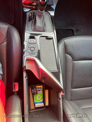 Grey Hyundai i40 2016 in Tallinn, with an engine capacity of 1.70 L and mileage of 97 thousand km for 10500 €, photo 14 on AUTOMOTO.COM.LV