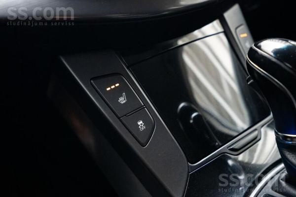 Pelēks Hyundai i40 2016 Rīga, ar dzinēja tilpumu 1.70 L un nobraukumu 293 tūkst. km par 5700 €, foto 9 vietnē AUTOMOTO.COM.LV