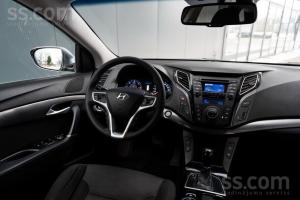 Серый Хендай и40 2016 в Рига, объемом двигателя 1.70 л и пробегом 293 тыс. км за 5700 €, фото 13 на AUTOMOTO.COM.LV