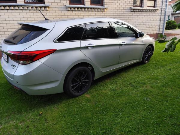 Pelēks Hyundai i40 2016 Utena, ar dzinēja tilpumu 1.70 L un nobraukumu 240 tūkst. km par 5790 €, foto 7 vietnē AUTOMOTO.COM.LV