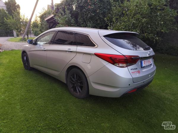 Pelēks Hyundai i40 2016 Utena, ar dzinēja tilpumu 1.70 L un nobraukumu 240 tūkst. km par 5790 €, foto 11 vietnē AUTOMOTO.COM.LV