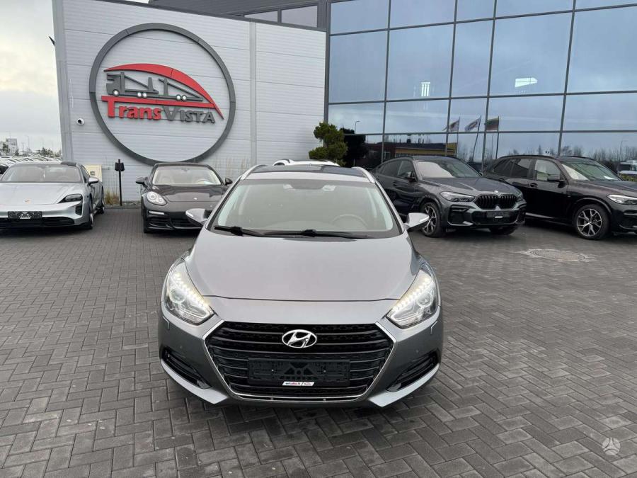 Grey Hyundai i40 2017 in Telschi, with an engine capacity of 1.69 L and mileage of 255 thousand km for 6999 €, photo 1 on AUTOMOTO.COM.LV