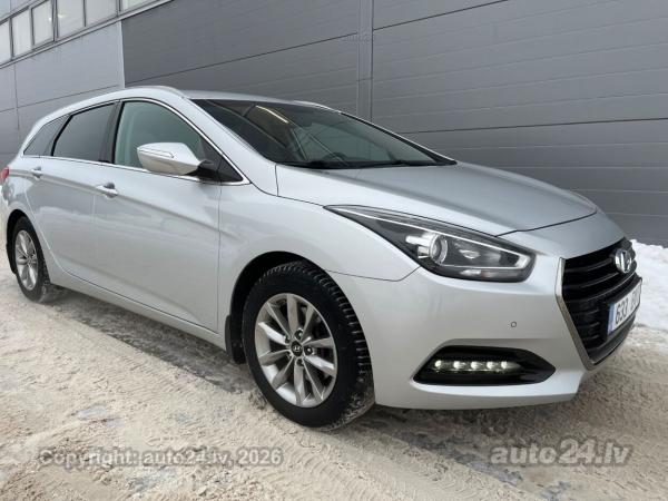 Pelēks Hyundai i40 2017 Kuresāre, ar dzinēja tilpumu 1.60 L un nobraukumu 104 tūkst. km par 9690 €, foto 3 vietnē AUTOMOTO.COM.LV