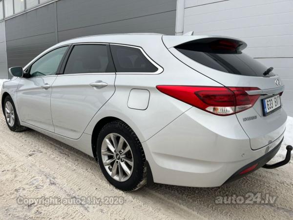 Pelēks Hyundai i40 2017 Kuresāre, ar dzinēja tilpumu 1.60 L un nobraukumu 104 tūkst. km par 9690 €, foto 4 vietnē AUTOMOTO.COM.LV