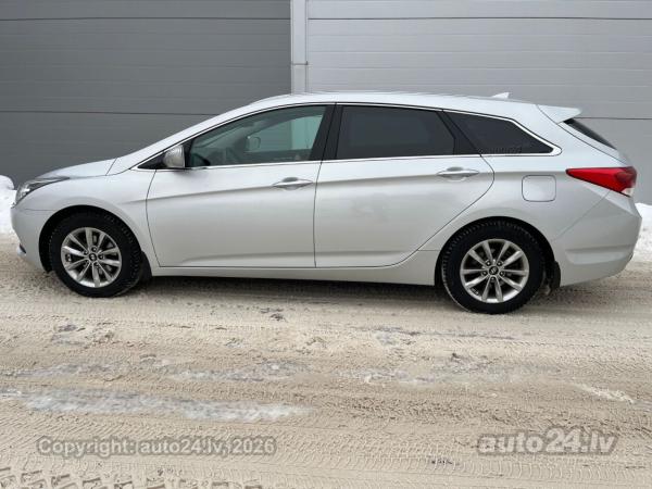 Pelēks Hyundai i40 2017 Kuresāre, ar dzinēja tilpumu 1.60 L un nobraukumu 104 tūkst. km par 9690 €, foto 8 vietnē AUTOMOTO.COM.LV
