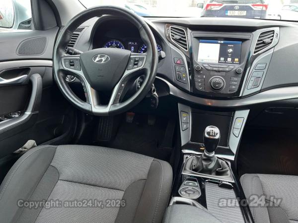 Pelēks Hyundai i40 2017 Kuresāre, ar dzinēja tilpumu 1.60 L un nobraukumu 104 tūkst. km par 9690 €, foto 11 vietnē AUTOMOTO.COM.LV