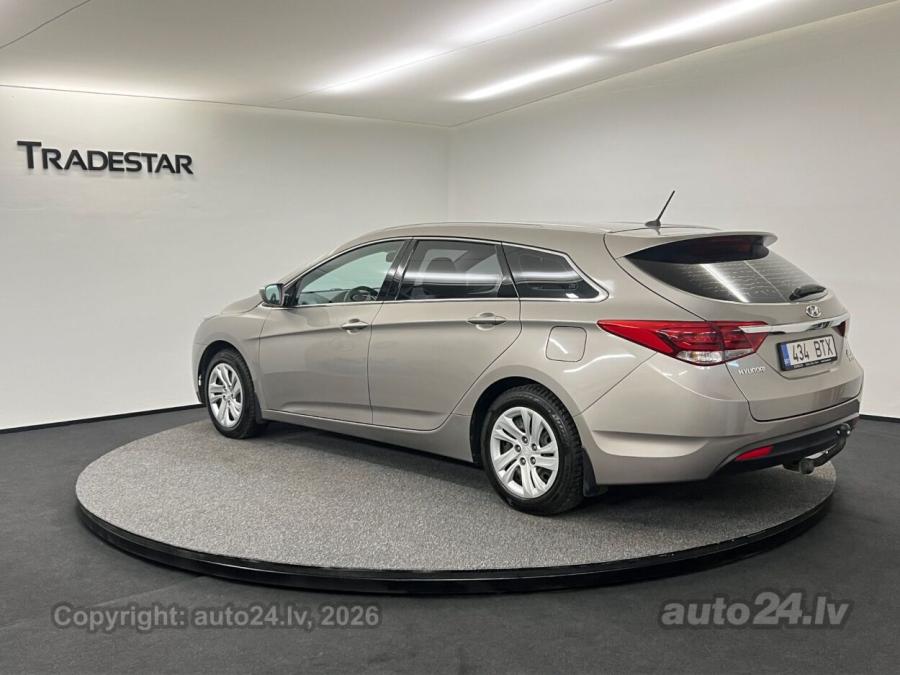 Pelēks Hyundai i40 2017 Pērnava, ar dzinēja tilpumu 1.70 L un nobraukumu 169 tūkst. km par 8990 €, foto 7 vietnē AUTOMOTO.COM.LV