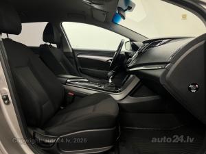 Pelēks Hyundai i40 2017 Pērnava, ar dzinēja tilpumu 1.70 L un nobraukumu 169 tūkst. km par 8990 €, foto 15 vietnē AUTOMOTO.COM.LV