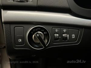 Pelēks Hyundai i40 2017 Pērnava, ar dzinēja tilpumu 1.70 L un nobraukumu 169 tūkst. km par 8990 €, foto 16 vietnē AUTOMOTO.COM.LV