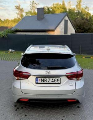 Pelēks Hyundai i40 2017 Viļņa, ar dzinēja tilpumu 1.69 L un nobraukumu 262 tūkst. km par 6900 €, foto 7 vietnē AUTOMOTO.COM.LV