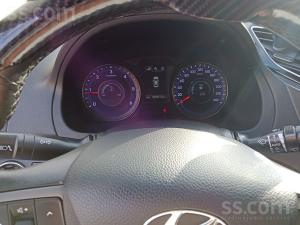 Grey Hyundai i40 2017 in Riga, with an engine capacity of 1.70 L and mileage of 325 thousand km for 6250 €, photo 8 on AUTOMOTO.COM.LV