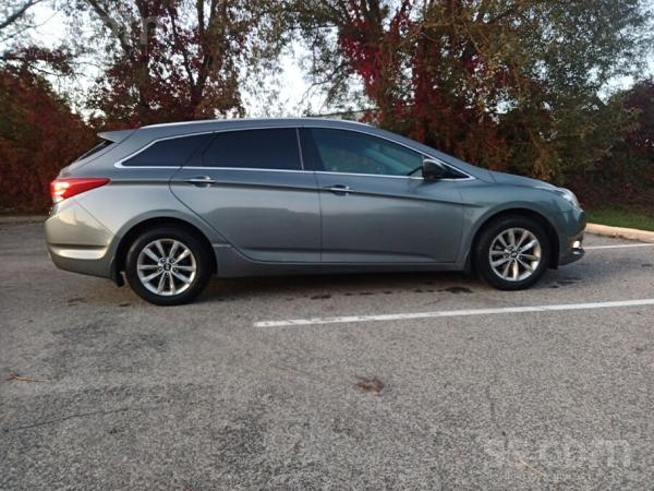 Grey Hyundai i40 2017 in Riga, with an engine capacity of 1.70 L and mileage of 325 thousand km for 5100 €, photo 5 on AUTOMOTO.COM.LV