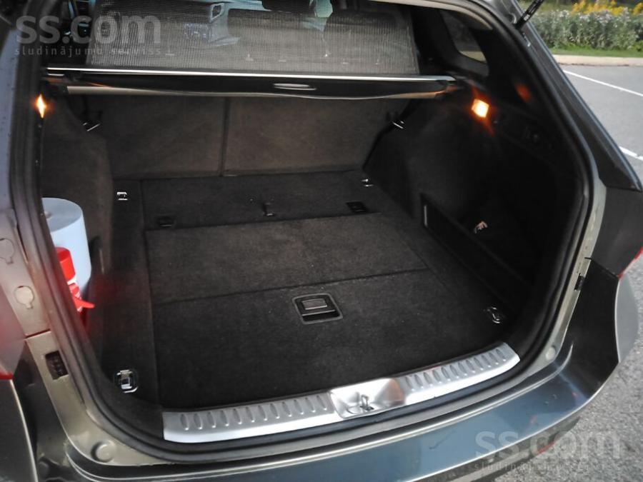 Grey Hyundai i40 2017 in Riga, with an engine capacity of 1.70 L and mileage of 325 thousand km for 5100 €, photo 14 on AUTOMOTO.COM.LV