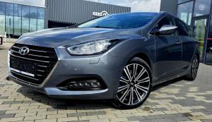 Grey Hyundai i40 2017 in Siauliai, with an engine capacity of 1.69 L and mileage of 99 thousand km for 10750 €, photo 5 on AUTOMOTO.COM.LV