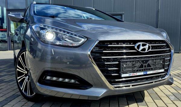 Grey Hyundai i40 2017 in Siauliai, with an engine capacity of 1.69 L and mileage of 99 thousand km for 10750 €, photo 9 on AUTOMOTO.COM.LV