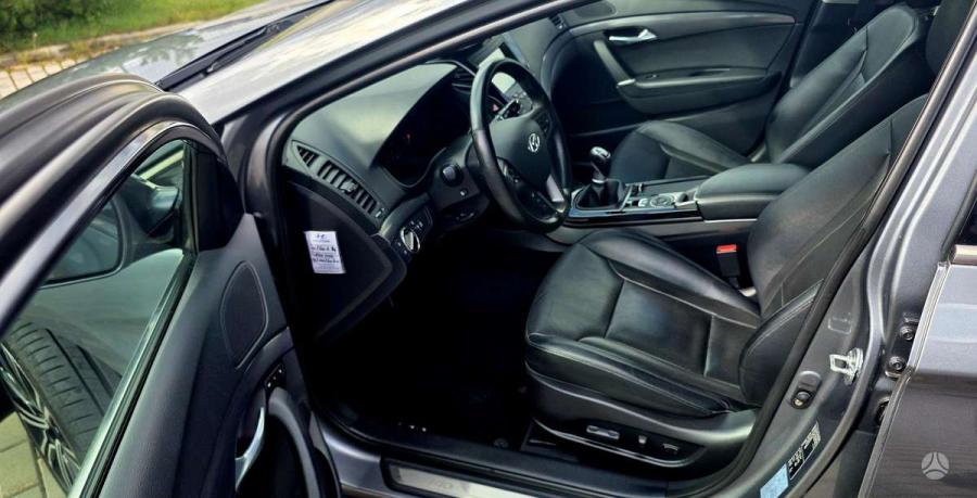Pelēks Hyundai i40 2017 Šauļi, ar dzinēja tilpumu 1.69 L un nobraukumu 99 tūkst. km par 9990 €, foto 20 vietnē AUTOMOTO.COM.LV