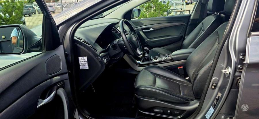 Pelēks Hyundai i40 2017 Šauļi, ar dzinēja tilpumu 1.69 L un nobraukumu 99 tūkst. km par 9990 €, foto 25 vietnē AUTOMOTO.COM.LV