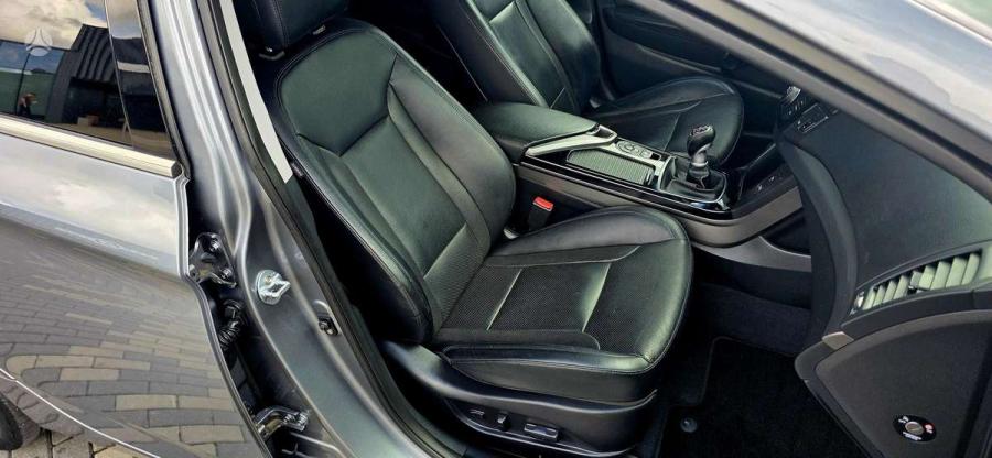 Pelēks Hyundai i40 2017 Šauļi, ar dzinēja tilpumu 1.69 L un nobraukumu 99 tūkst. km par 9990 €, foto 30 vietnē AUTOMOTO.COM.LV