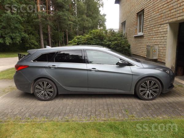 Pelēks Hyundai i40 2018 Rīga, ar dzinēja tilpumu 1.70 L un nobraukumu 173 tūkst. km par 6350 €, foto 3 vietnē AUTOMOTO.COM.LV
