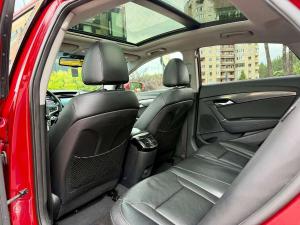 Red Hyundai i40 2013 in Vilnius, with an engine capacity of 1.69 L and mileage of 340 thousand km for 4800 €, photo 15 on AUTOMOTO.COM.LV