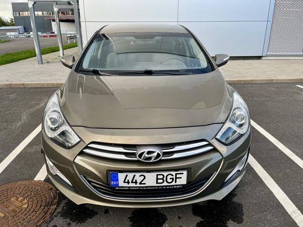 Hyundai i40 2012 in Tallinn, with an engine capacity of 1.70 L and mileage of 469 thousand km for 2250 €, photo 7 on AUTOMOTO.COM.LV