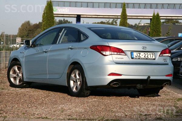 Hyundai i40 2015 Tukums, ar dzinēja tilpumu 1.70 L un nobraukumu 171 tūkst. km par 4990 €, foto 4 vietnē AUTOMOTO.COM.LV