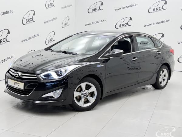Hyundai i40 2015 in Vilnius, with an engine capacity of 1.59 L and mileage of 118 thousand km for 5000 €, photo 1 on AUTOMOTO.COM.LV