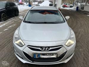 Hyundai i40 2011 Viļņa, ar dzinēja tilpumu 1.70 L un nobraukumu 350 tūkst. km par 3950 €, foto 2 vietnē AUTOMOTO.COM.LV