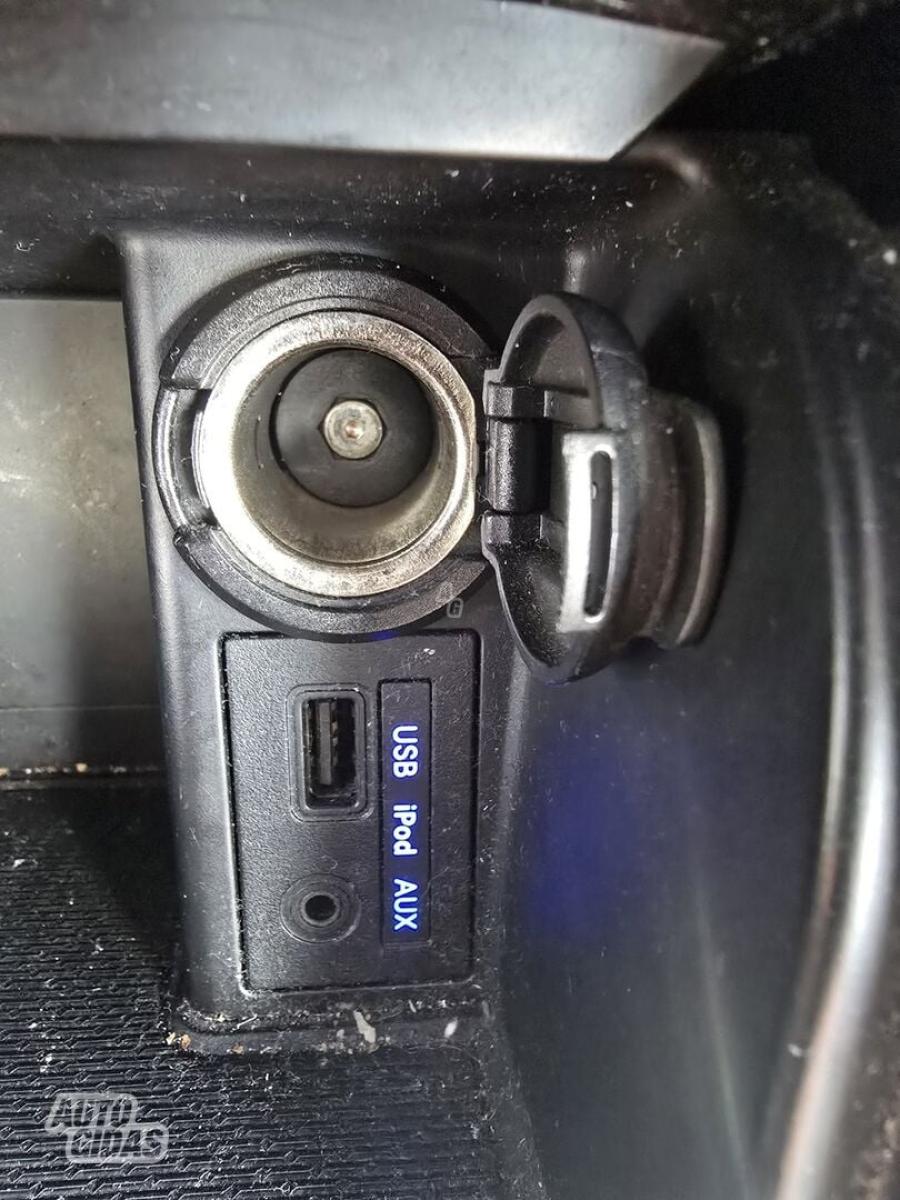 Hyundai i40 2011 Mažeikiai, ar dzinēja tilpumu 1.70 L un nobraukumu 328 tūkst. km par 3800 €, foto 9 vietnē AUTOMOTO.COM.LV